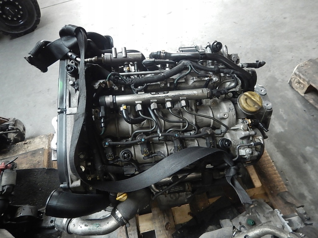 SILNIK OPEL ZAFIRA B 1.9 CDTI 16V Z19DTH 161TYS.km - 13355428141 ...