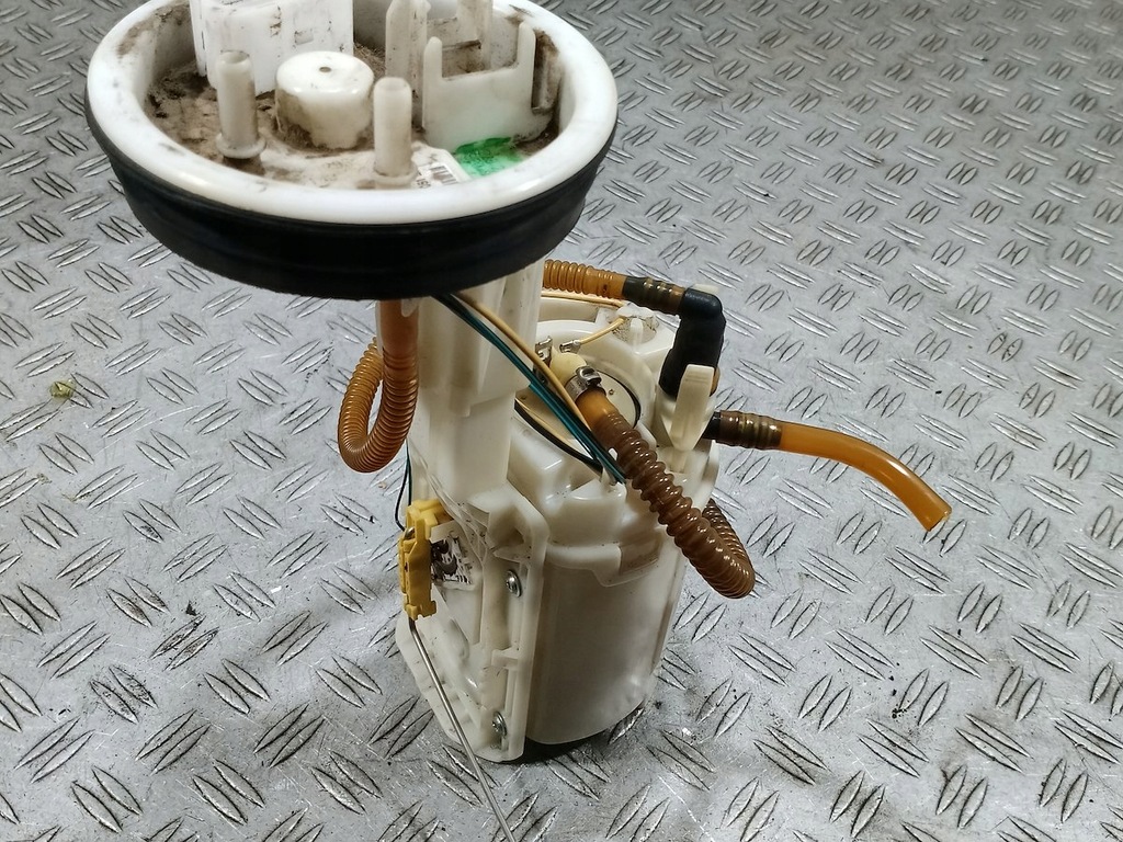 POMPA PALIWA AUDI A4 B6 8E0919051BA 1.8 T - 14524497529 - oficjalne ...