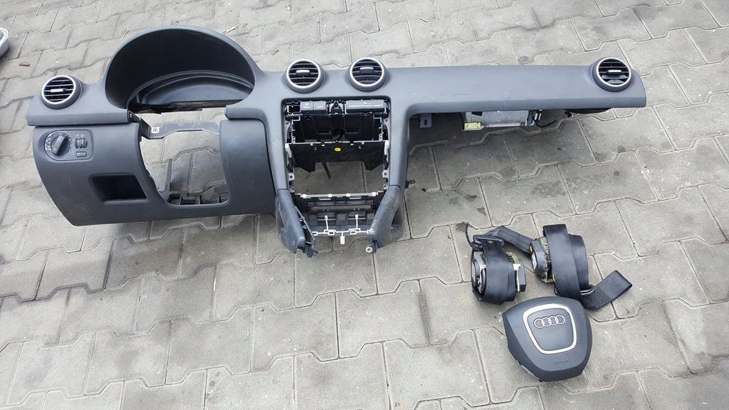 Deska Kokpit Konsola Audi A3 8P PASY AIRBAG - 10868976442 - oficjalne archiwum Allegro