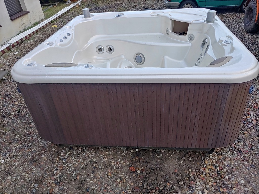 JACUZZI OGRODOWE TARAS HOT SPRING ARIA AUDIO XL - 13159813632 ...