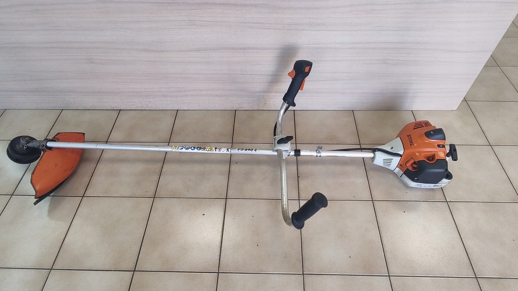 Wykaszarka/ Kosa spalinowa Stihl FS 240C Szelki - 13601527605 ...