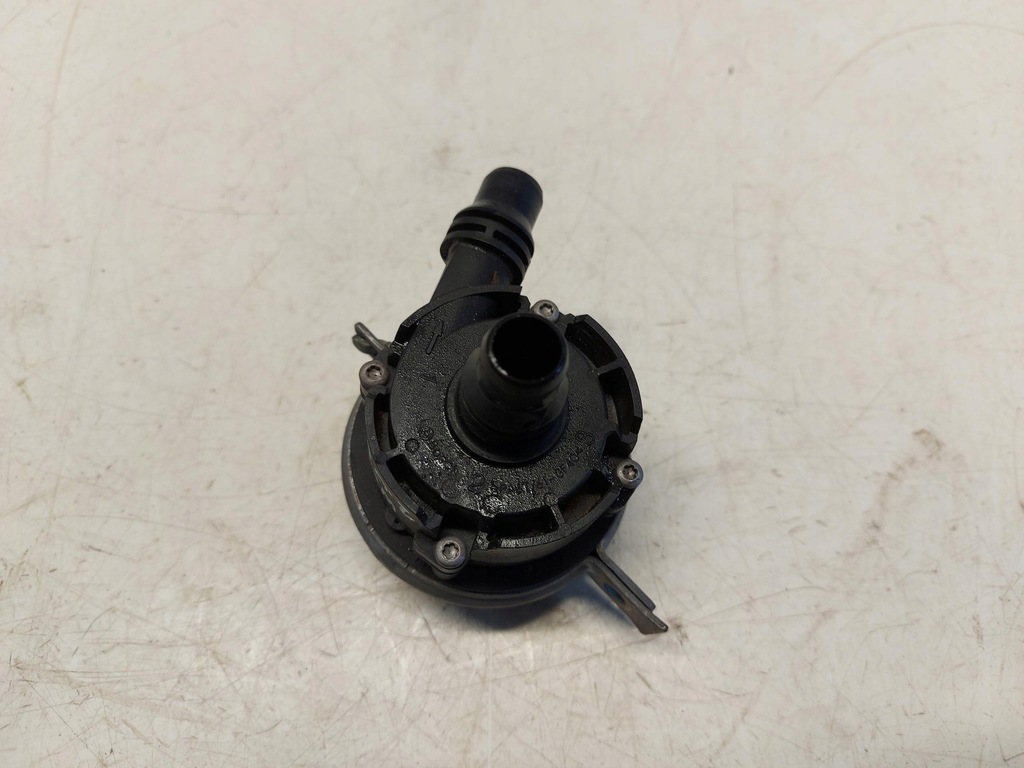 MERCEDES W205 COUPE pompa wody elektryczna - 13548527750 - oficjalne ...