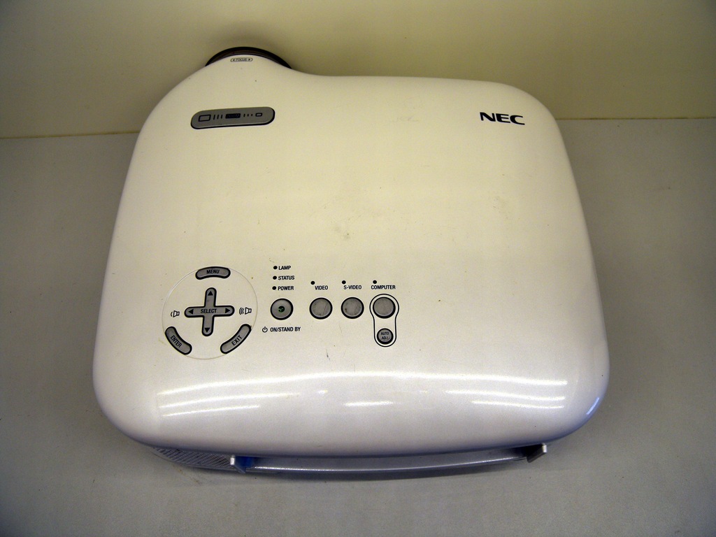 PROJEKTOR RZUTNIK MULTIMEDIALNY NEC VT47 +KABLE - 8455671417 ...