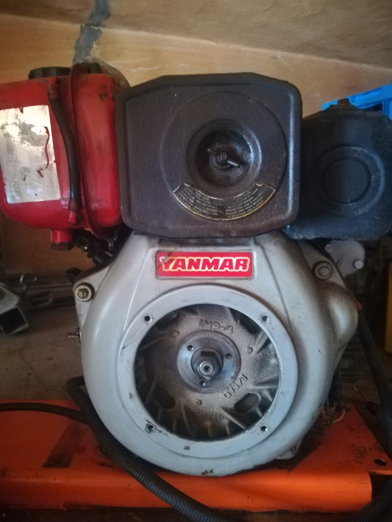 Silnik YANMAR L40-1500obr, L100 z rozrusznikiem - 7501695189 ...