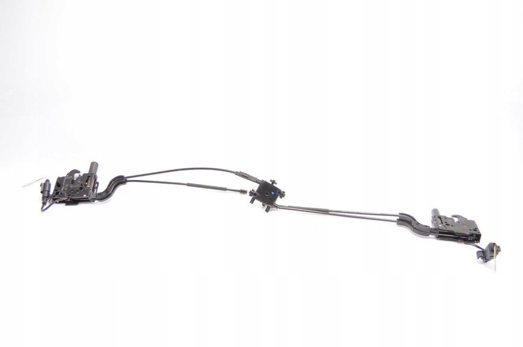 ZAMEK MASKI POKRYWY LINKI 81A823509A KPL AUDI Q2 - 9987536401 ...