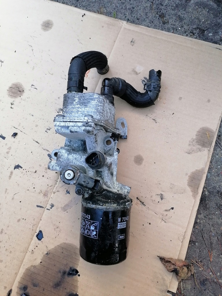 PODSTAWA FILTRA OLEJU FORD MONDEO MK5 2.0 TDCI - 12246178150 ...