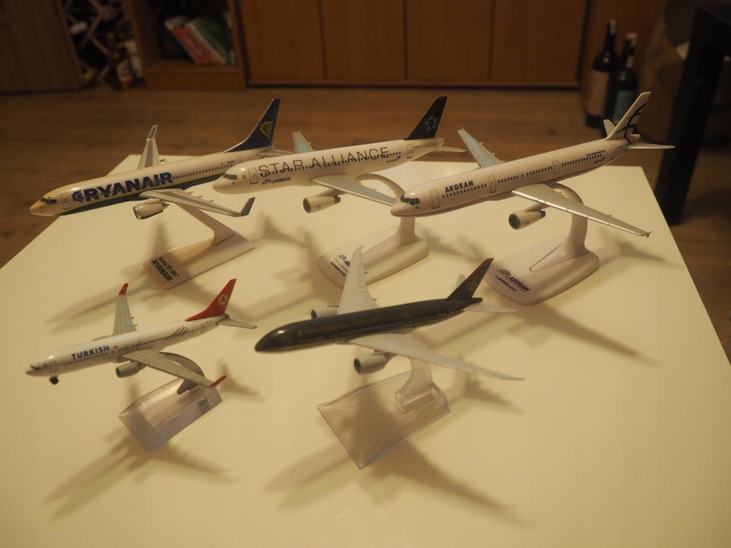 Zestaw modelów samolotów pasażerskich - 15003877561 - oficjalne ...