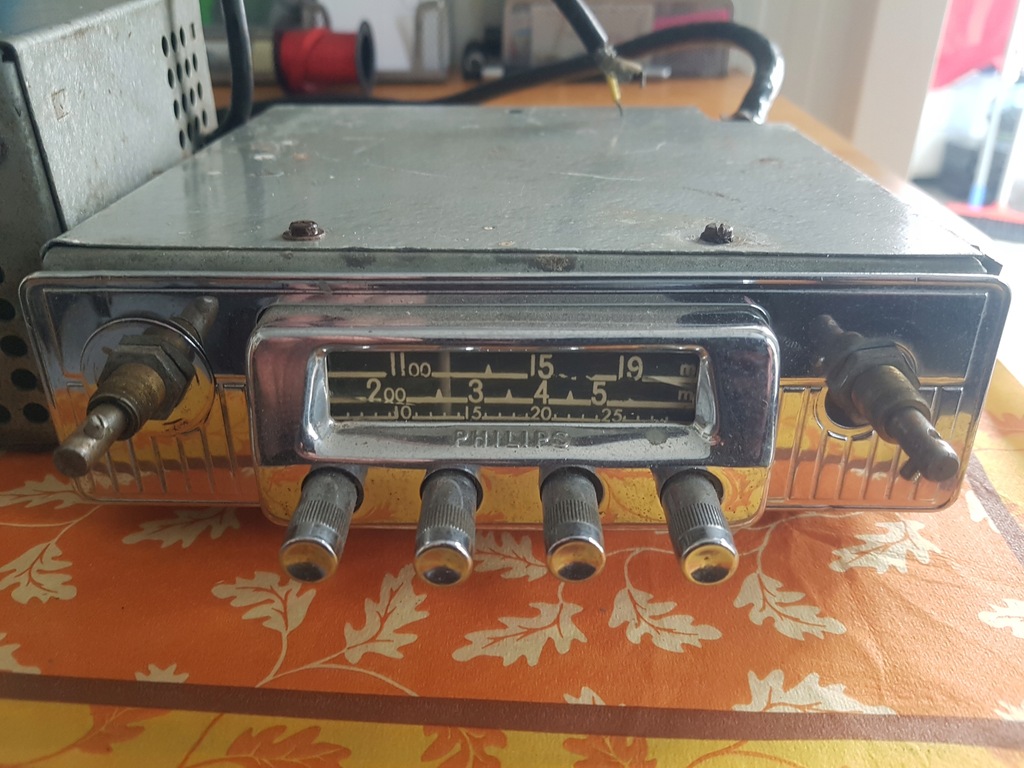 STARE RADIO SAMOCHODOWE PHILIPS - 13616402566 - oficjalne archiwum Allegro