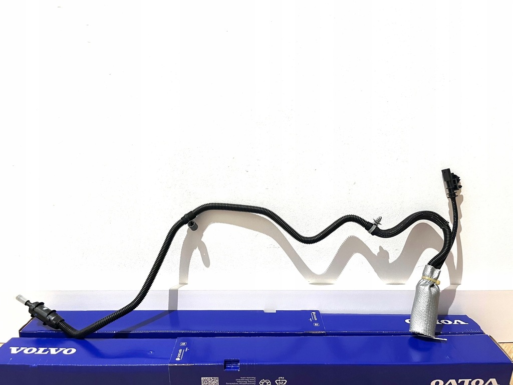 Górny przewód AdBlue Volvo XC90 II 2021- B5 Mild Hybrid Diesel OE ...