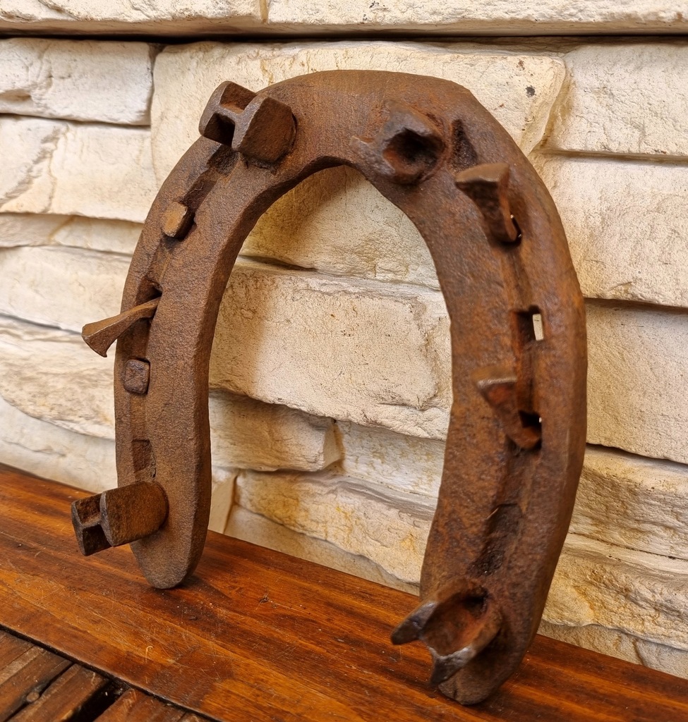 Stara podkowa oryginalna zabytkowa hacele gwoździe - 12683230746 ...