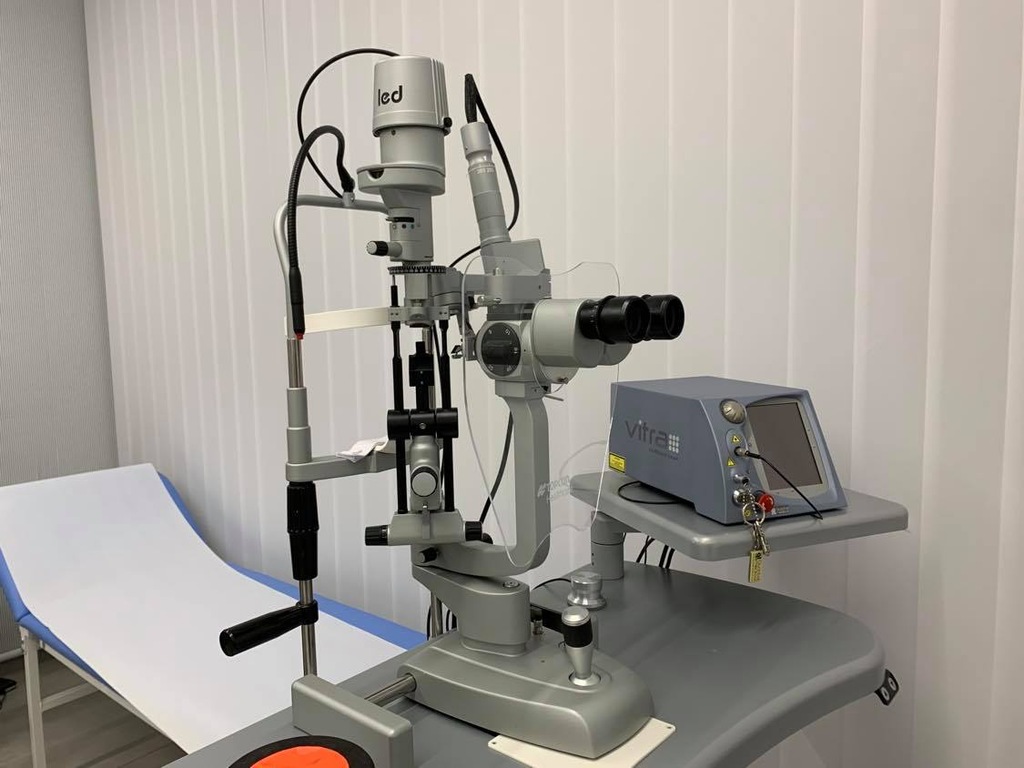 Laser okulistyczny QUANTEL MEDICAL VITRA MULTISPOT - 10687384962 ...