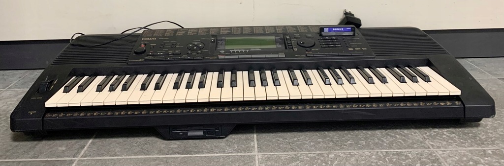 Keyboard YAMAHA PSR-620 - 14156705141 - oficjalne archiwum Allegro