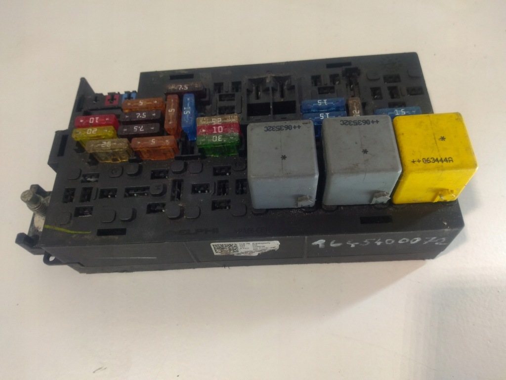 MERCEDES ML W164 MODUŁ BEZPIECZNIKÓW SKRZYNKA - 11805232771 - oficjalne ...