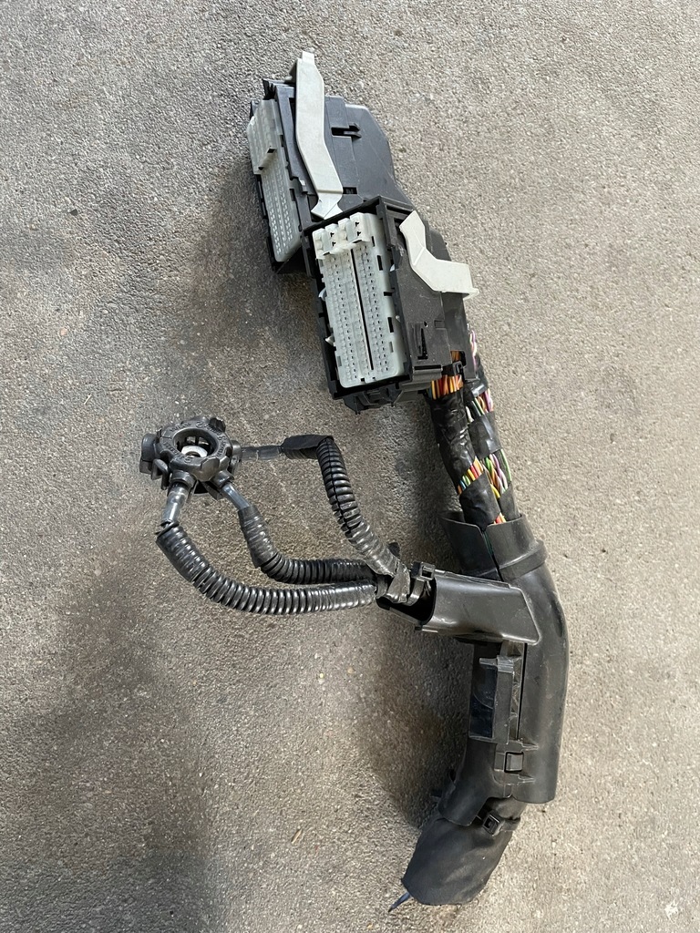 VOLVO XC90 XC60 V60 T8 KOSTKA WTYCZKA KOMPUTERA - 13825889483 - oficjalne archiwum Allegro