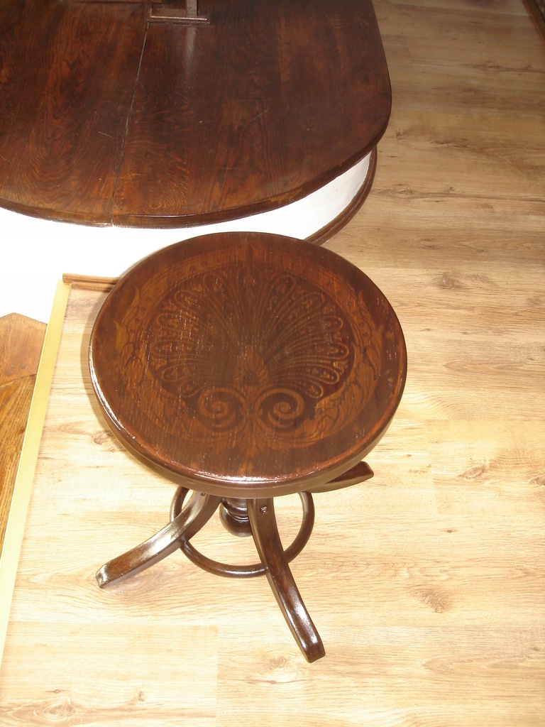 Thonet - gięty obrotowy taboret 3 - Mundus - 12804796080 - oficjalne ...