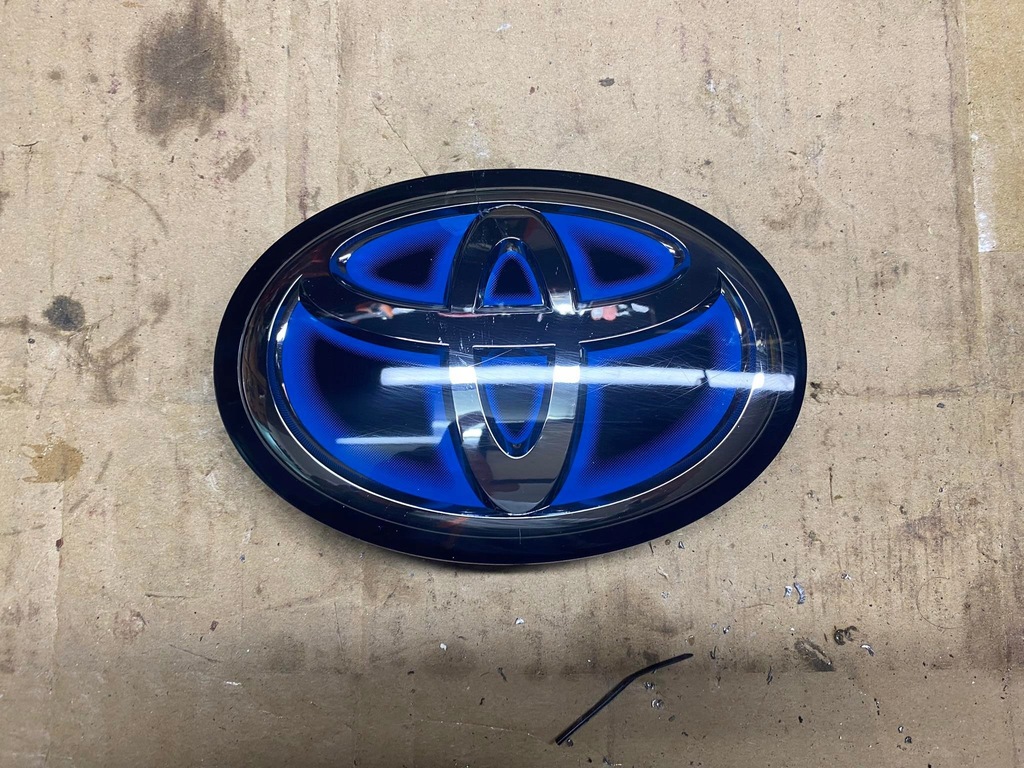 ZNACZEK LOGO EMBLEMAT TOYOTA RAV4 RAV 4 V 5 - 11618401442 - oficjalne ...