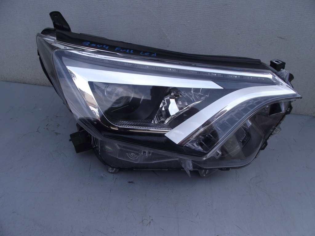 PRAWA LAMPA - FULL LED - TOYOTA RAV4 IV LIFT 15-18 - 9671410704 ...