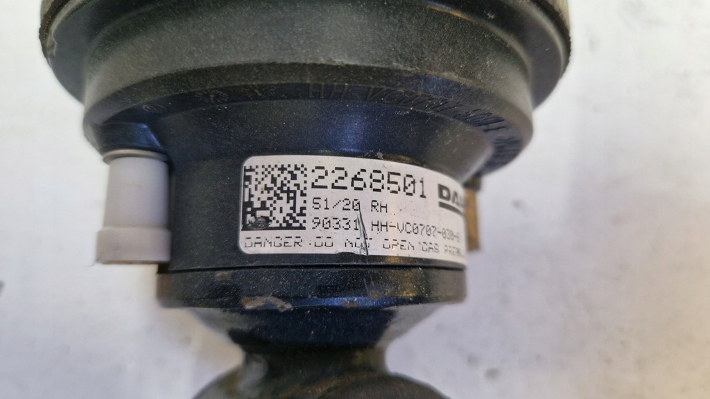 poduszka zawieszenia kabiny daf xf 106 2268501 - 12649165873 ...