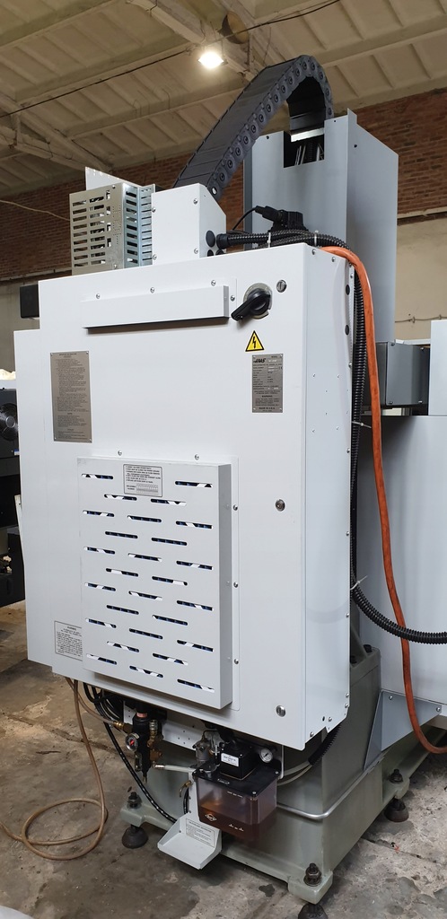 Frezarka CNC HAAS VF-2 - 11154462274 - oficjalne archiwum Allegro