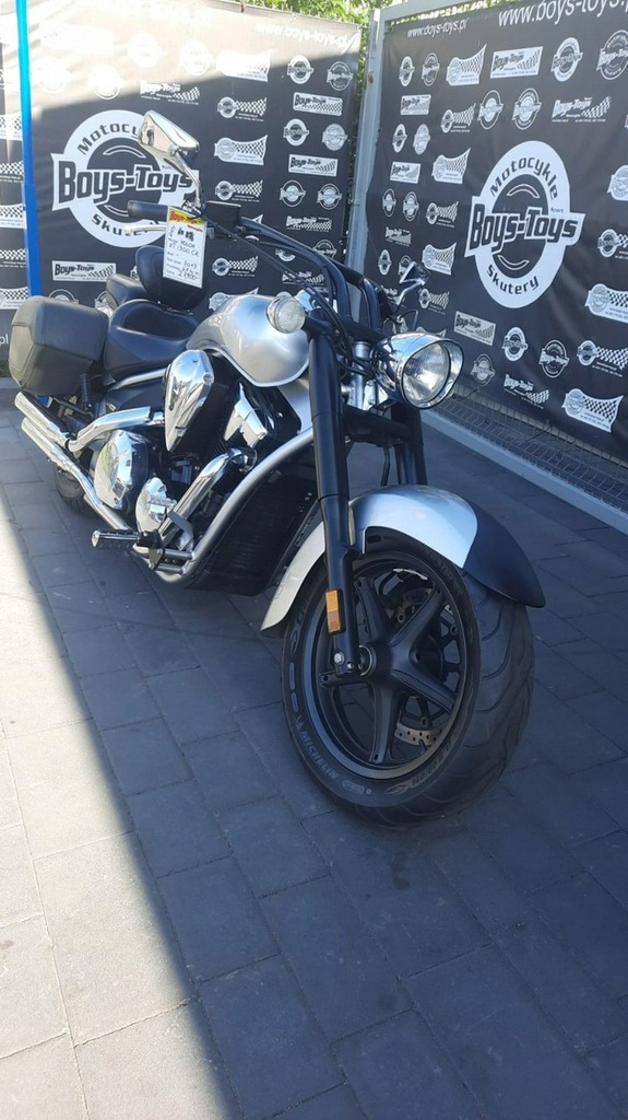 Honda VT (Honda VT 1300 CR) Honda VT 1300 CR - 14463700164 - oficjalne archiwum Allegro