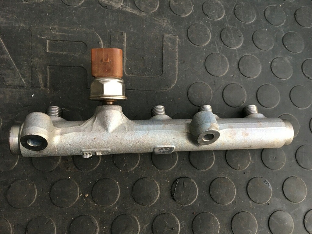 CZUJNIK CIŚNIENIA PALIWA AUDI VW 059130758K - 13410732028 - oficjalne ...