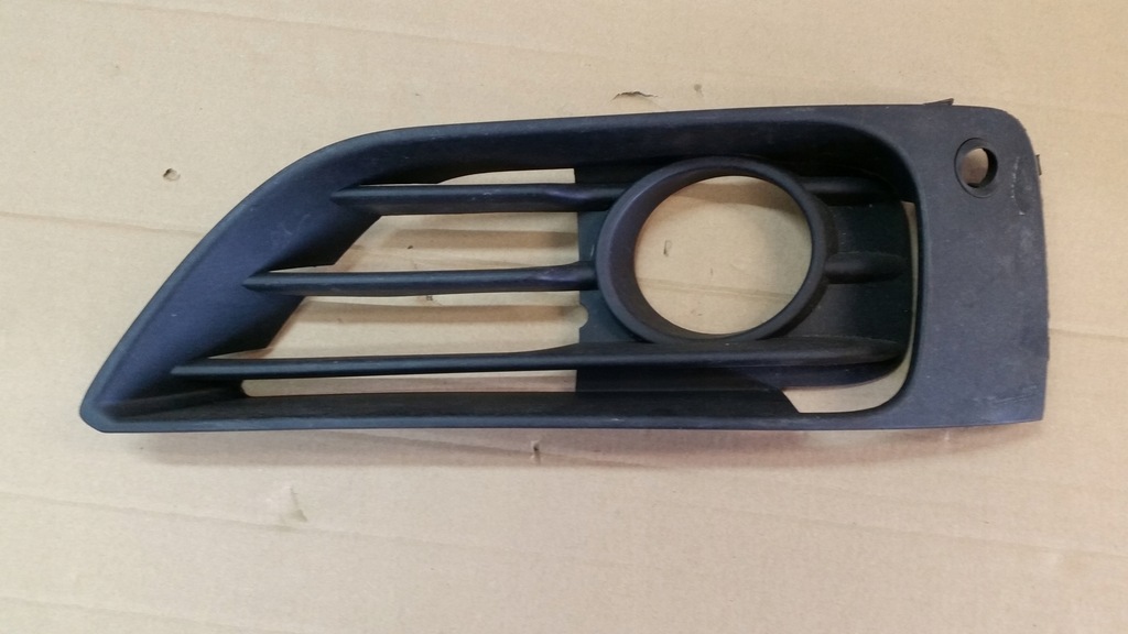 BMW 2 F45 F46 KRATKA ZDERZAKA PRAWA PRZÓD - 11374909613 - oficjalne ...