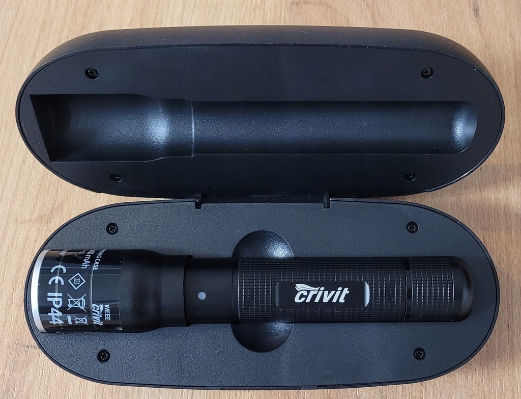 CRIVIT LATARKA AKUMULATOROWA ZE STACJĄ ŁADUJĄCĄ - 12990877964 ...