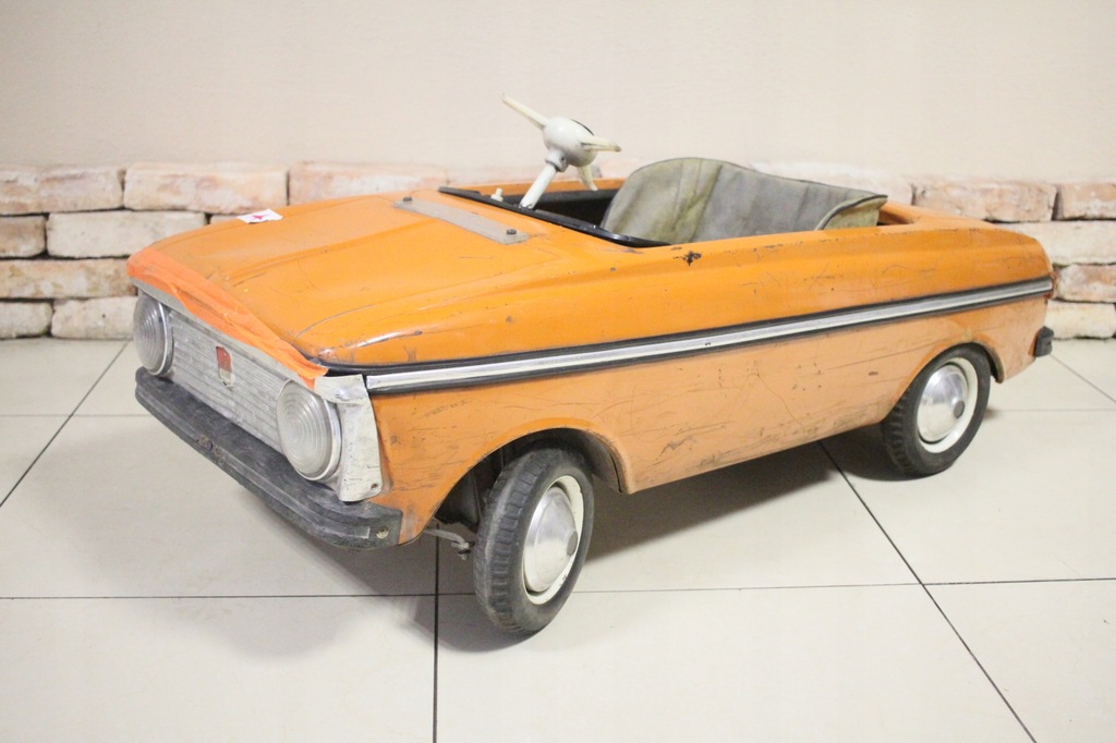 Samochodzik na pedały z okresu PRL, ZABYTKOWY - 12788802593 - oficjalne ...