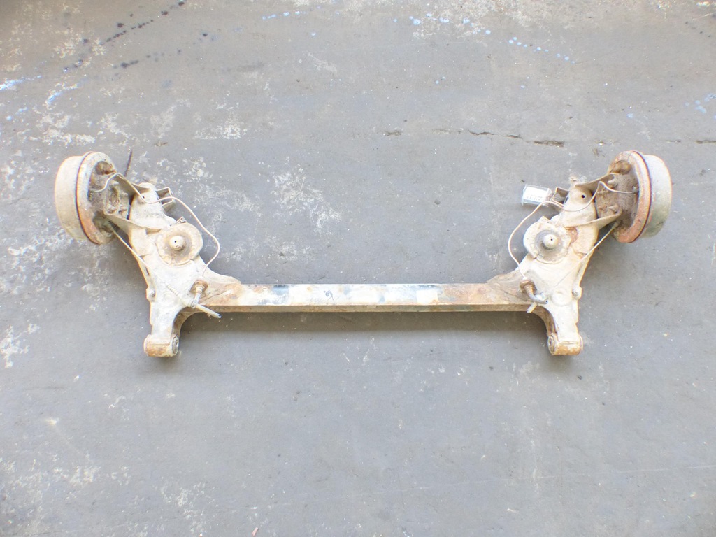 Tylna belka tył Daewoo Nexia 1,5 58kW sed4d 1997 - 6821446887 ...