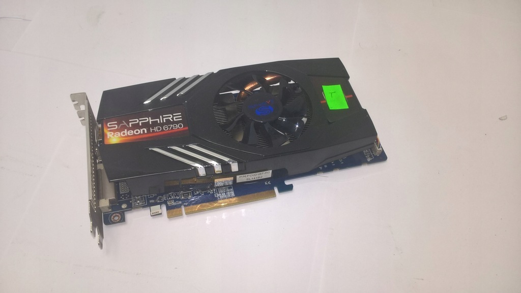 Karta graficzna SAPPHIRE RADEON HD 6790 D529 - 14358599511 - oficjalne ...