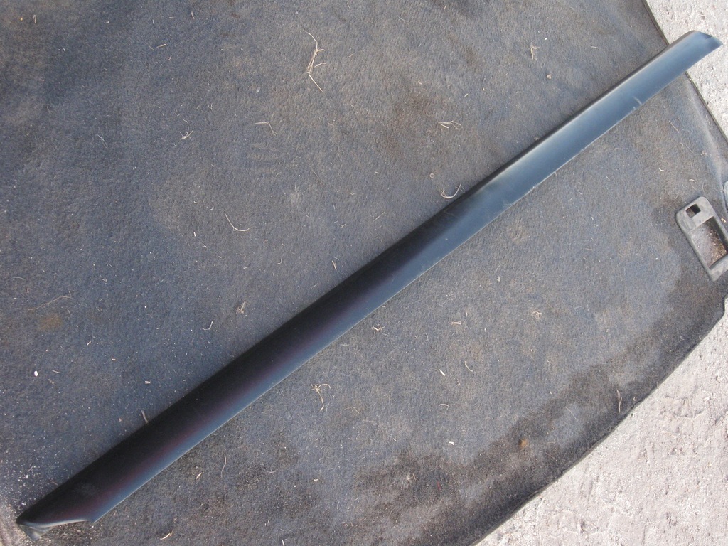 LISTWA DRZWI AUDI A4 B5 PRZEDNIA LEWA 8D0853959B - 9287993502 ...