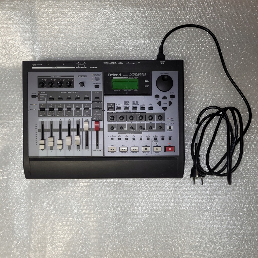 Roland DIGITAL STUDIO WORKSTATION VS-840GX - 12326166689 - oficjalne ...