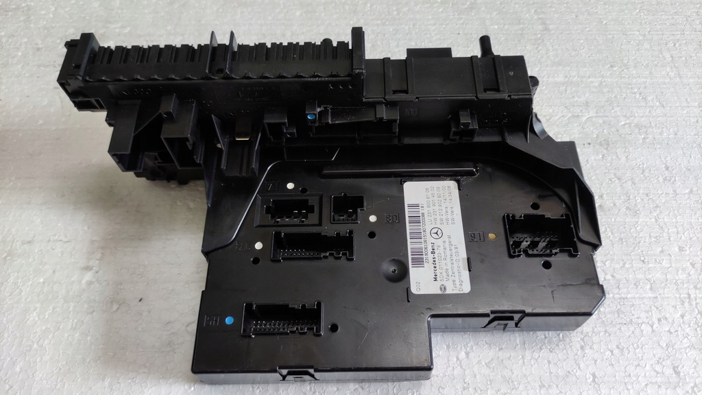 Mercedes SL 231 moduł SAM skrzynka 2319006106 - 12142383328 - oficjalne ...