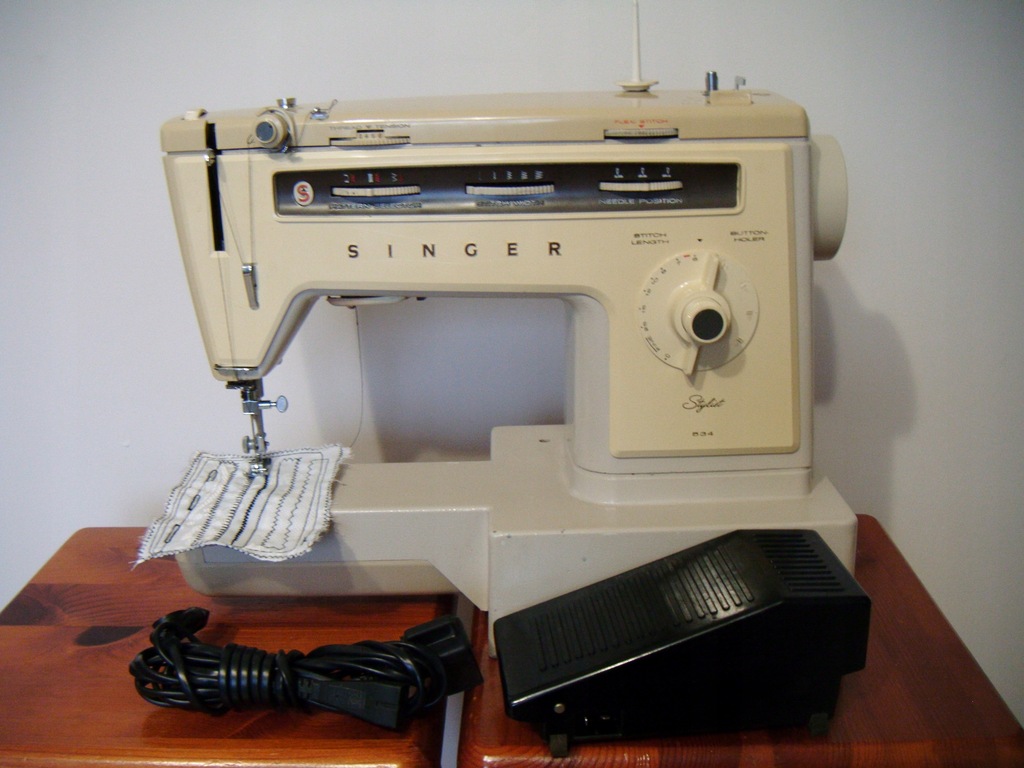 MASZYNA DO SZYCIA ŁUCZNIK SINGER KL 834 - 13577178943 - oficjalne ...