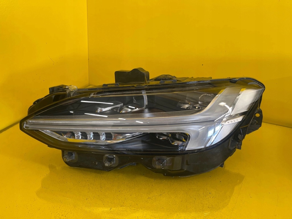 VOLVO S90 V90 LAMPA LEWA MID LED 31386170 - 13887768078 - oficjalne ...