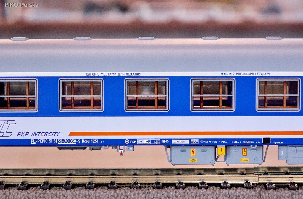 WAGON OSOB. KUSZETKA PKP INTERCITY 110A PIKO 97606 - 8638653062 - oficjalne archiwum Allegro