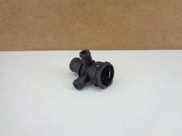 Audi A4 A5 trójnik króciec wody 4F0122293A - 7934938807 - oficjalne ...