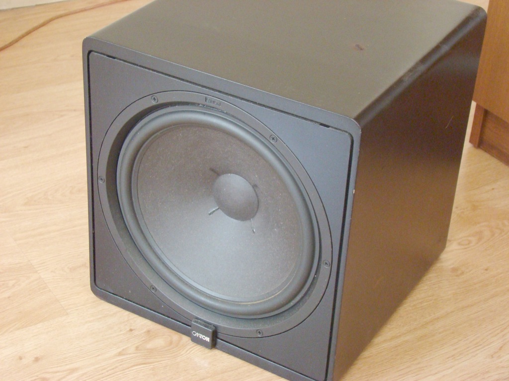 CANTON PLUS C SUBWOOFER SYSTEM 2 + 1 - 7318367513 - oficjalne archiwum ...