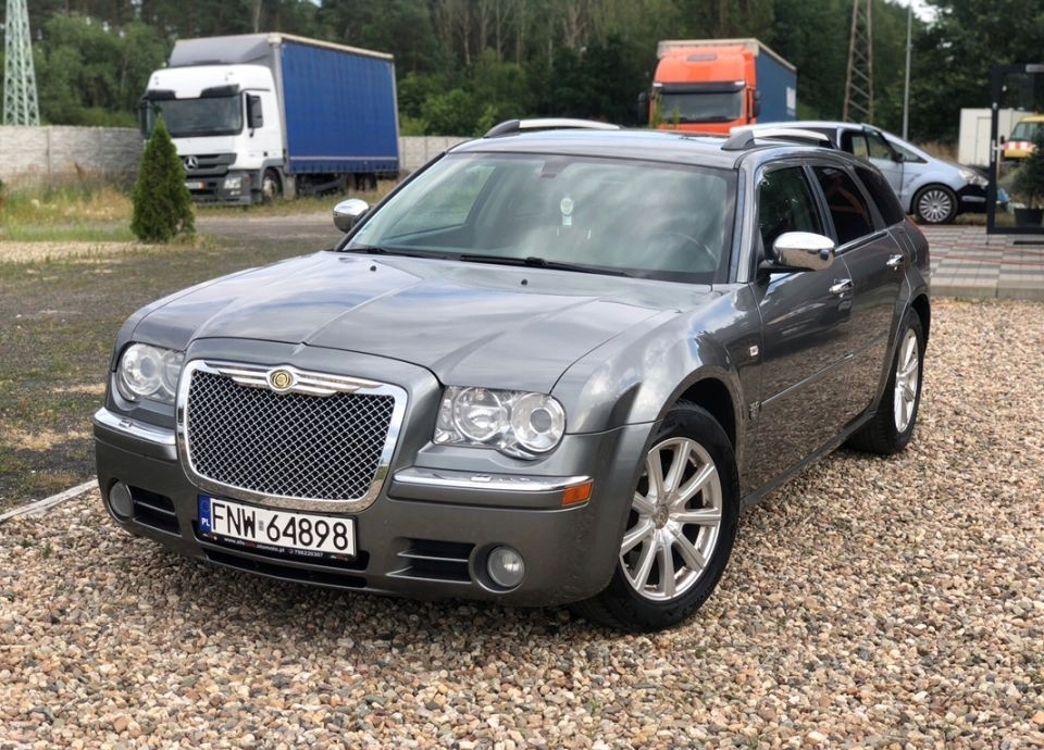 Chrysler 300C Touring 3.0 CRD DPF Automatik - 12423039197 - oficjalne archiwum Allegro