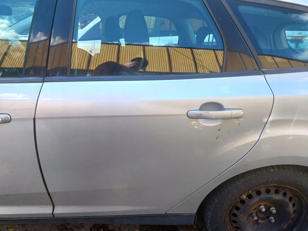 Drzwi lewe tylne kolor OB Focus MK 3 kombi - 16215090542 - oficjalne ...