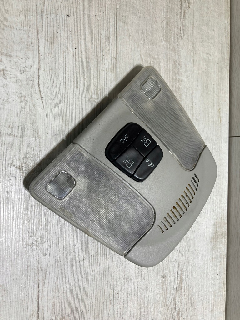 Lampka podsufitka Mercedes W208 CLK - 12429803145 - oficjalne archiwum ...