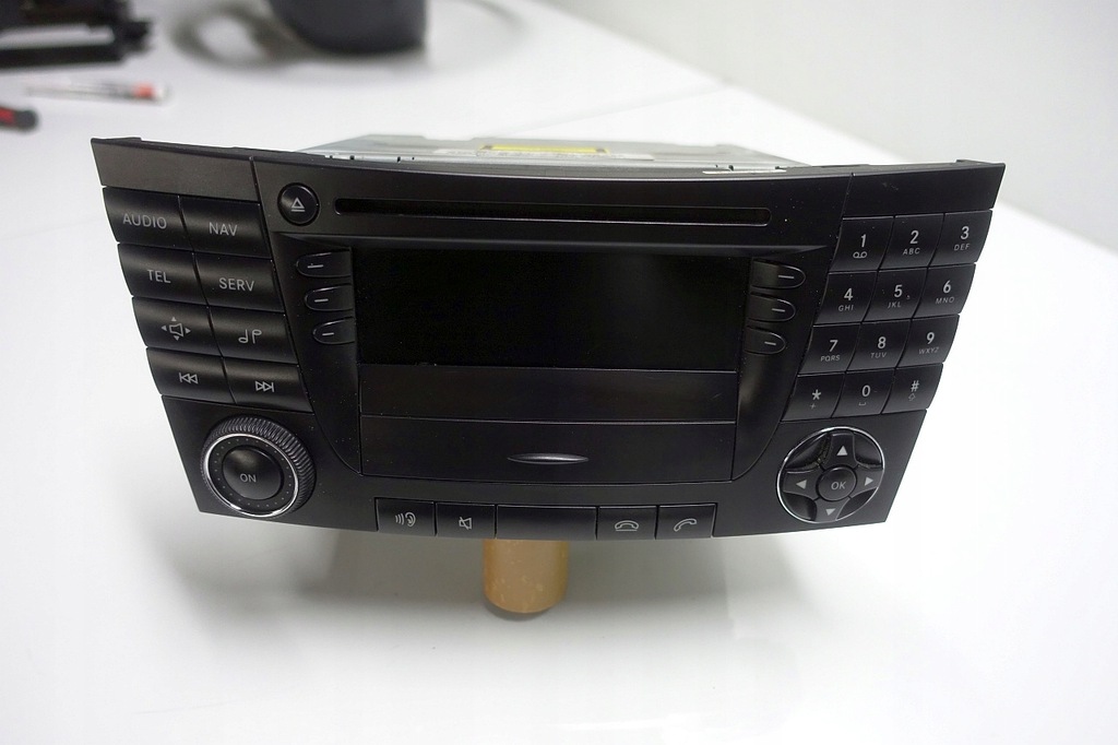 Mercedes w211 comand radio nawi 2118202897 be7036 - 13138981576 ...