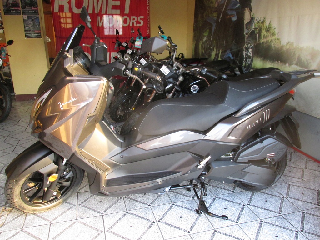 Skuter Junak 711 MAXI 125 Barton B-MAX Transport - 12811420900 - oficjalne archiwum Allegro