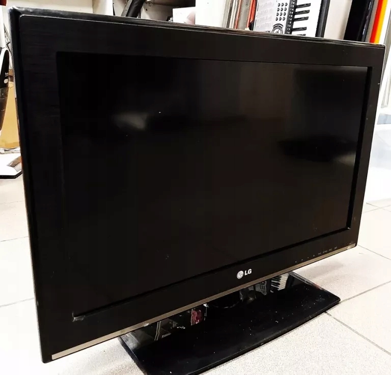 TELEWIZOR LG 26CS460 26 CALI - 12753634414 - oficjalne archiwum Allegro