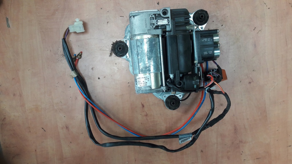 BMW X5 E53 KOMPRESOR SPRĘŻARKA ZAWIESZENIA NIVO - 12388152045 - oficjalne archiwum Allegro