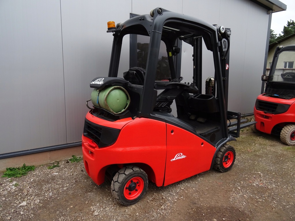 WÓZEK WIDŁOWY LINDE H18T LPG 2011 ROK H16 H20 - 8414219084 - oficjalne ...