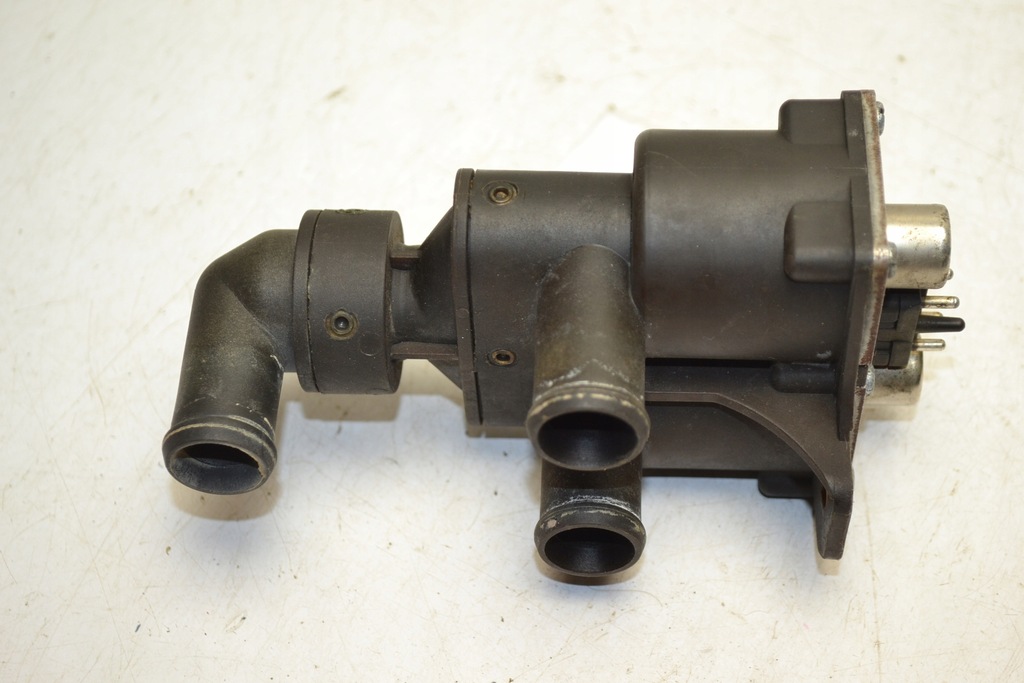 Mercedes W126 Elektrozawór ogrzewania zawór - 12422447400 - oficjalne ...