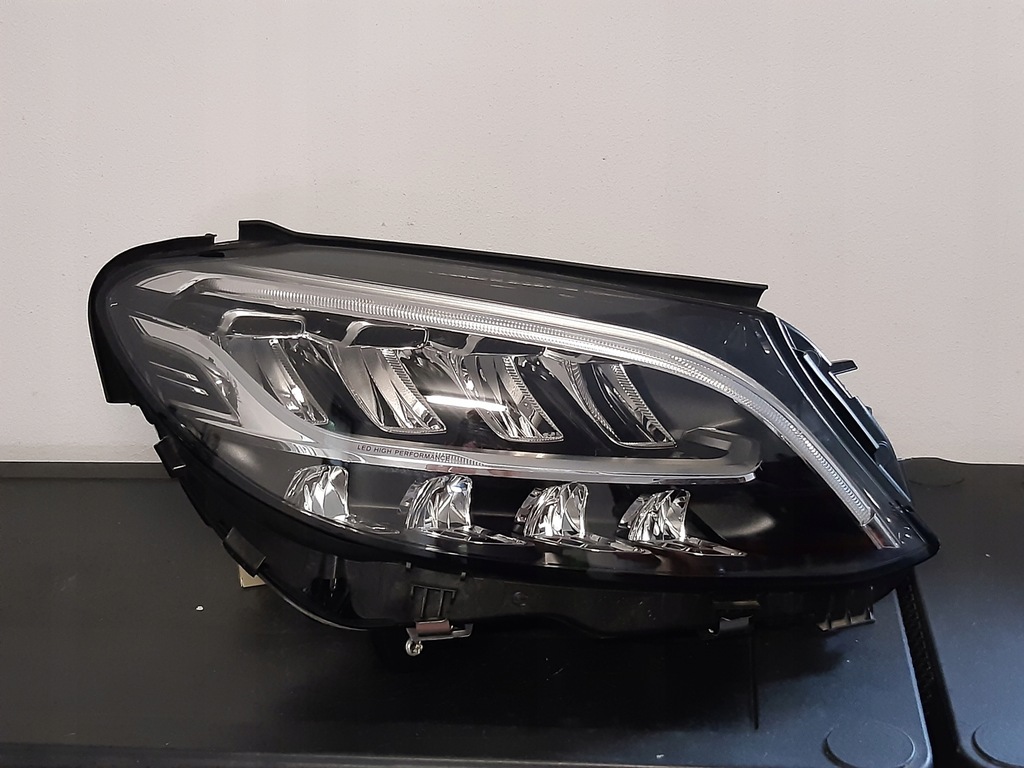 MERCEDES C-KLASA FULL LED LIFT PRAWA A205 906 5504 - 13894453302 ...