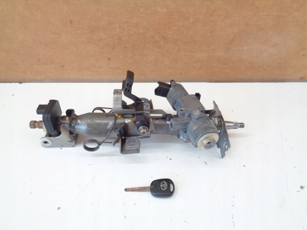 Avensis T25 stacyjka kolumna kluczyk - 13927564824 - oficjalne archiwum ...