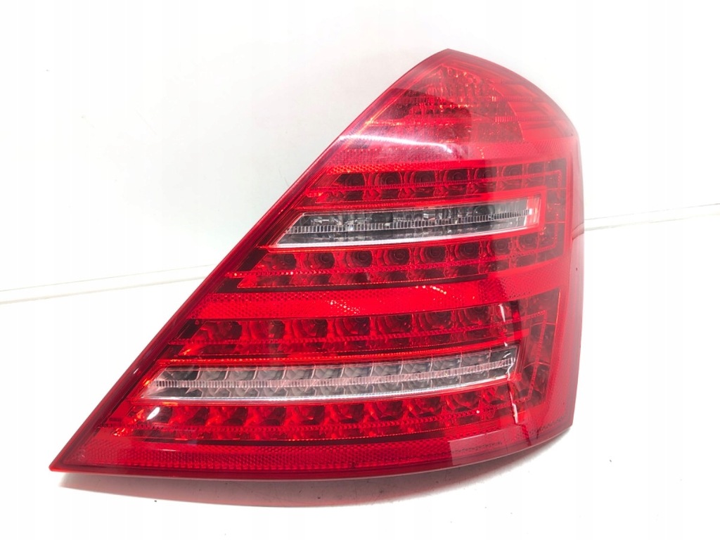 LAMPA TYŁ PRAWA LIFT MERCEDES S W221 A2218201464 - 13684238578 ...